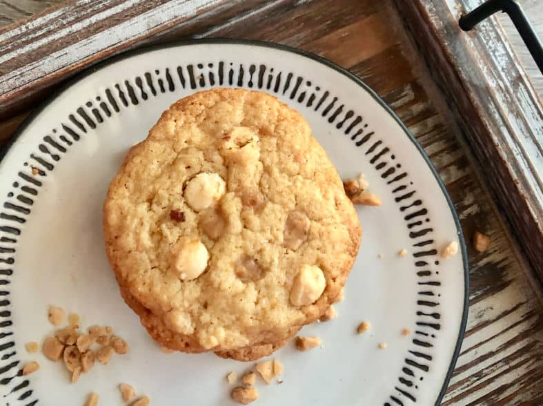White Chocolate Chip Toffee Cookies - Organized Island