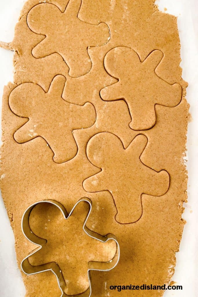 Plain Gingerbread Cookies - Organized Island