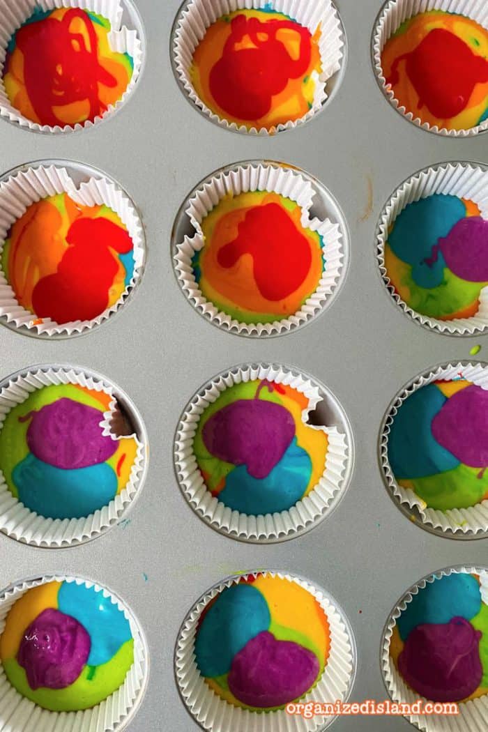 Easy Rainbow Cupcakes - Organized Island
