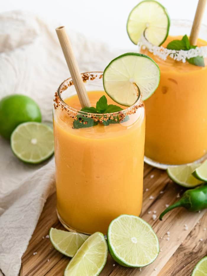 Easy Refreshing Mango Lemonade Recipe - Organized Island