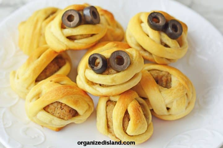 Easy Mummy Meatballs Halloween Appetizer Recipe - Organized Island