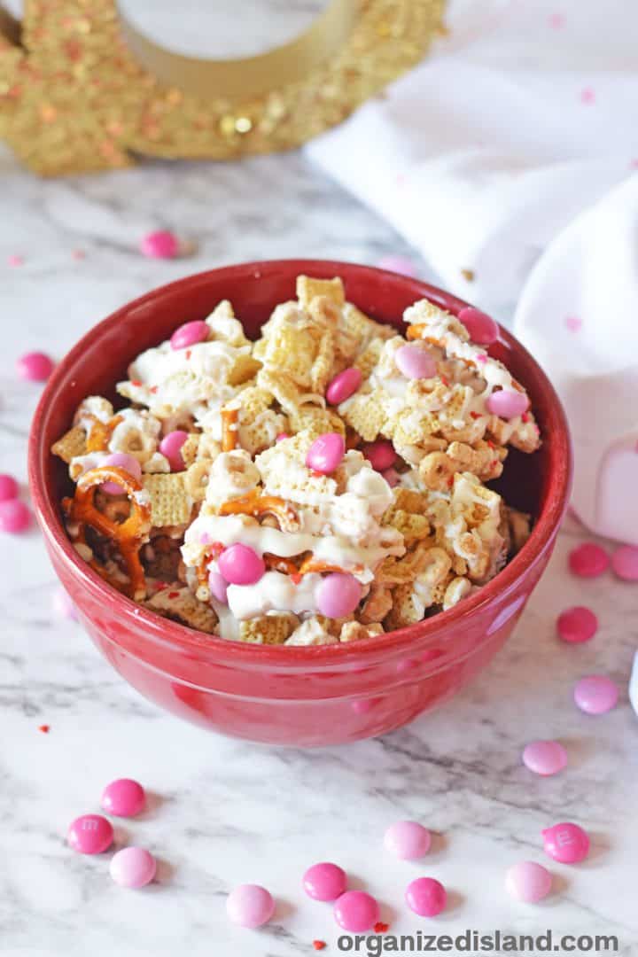 Easy Chex Valentine Mix Recipe - Organized Island