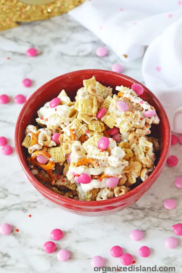 Easy Chex Valentine Mix Recipe - Organized Island