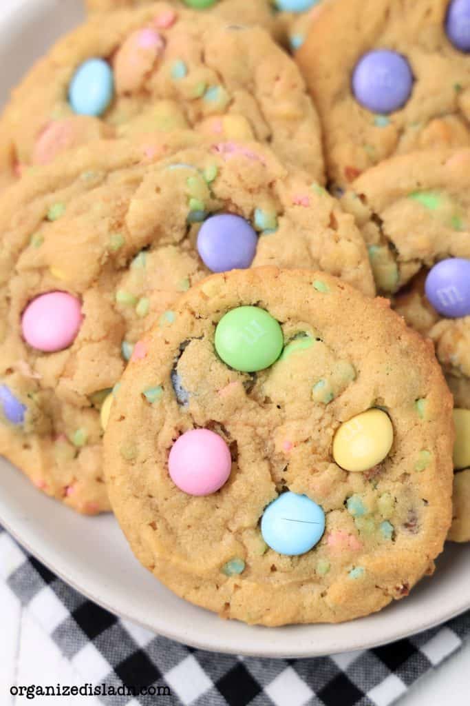 Easter M&M Cookies - Organized Island