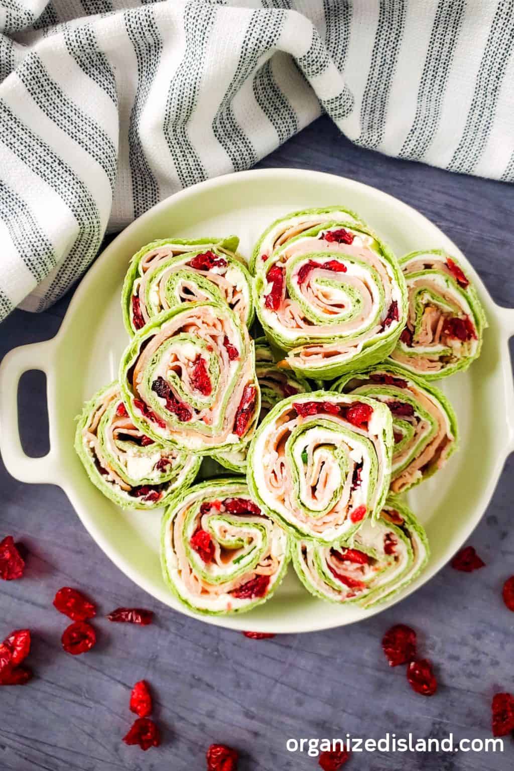 Quick Cranberry Turkey Pinwheels Recipe - Organized Island