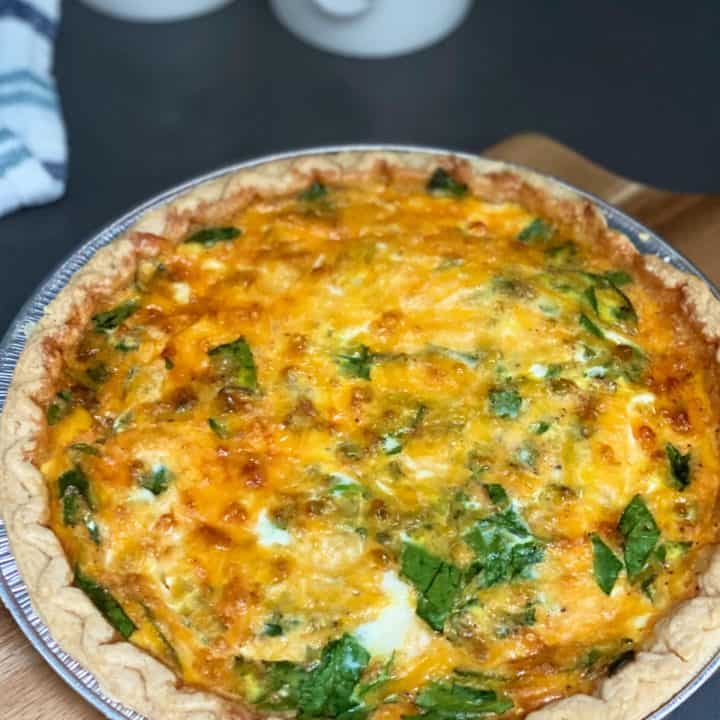 Easy Ham and Spinach Quiche Breakfast Casserole Recipe - Organized Island