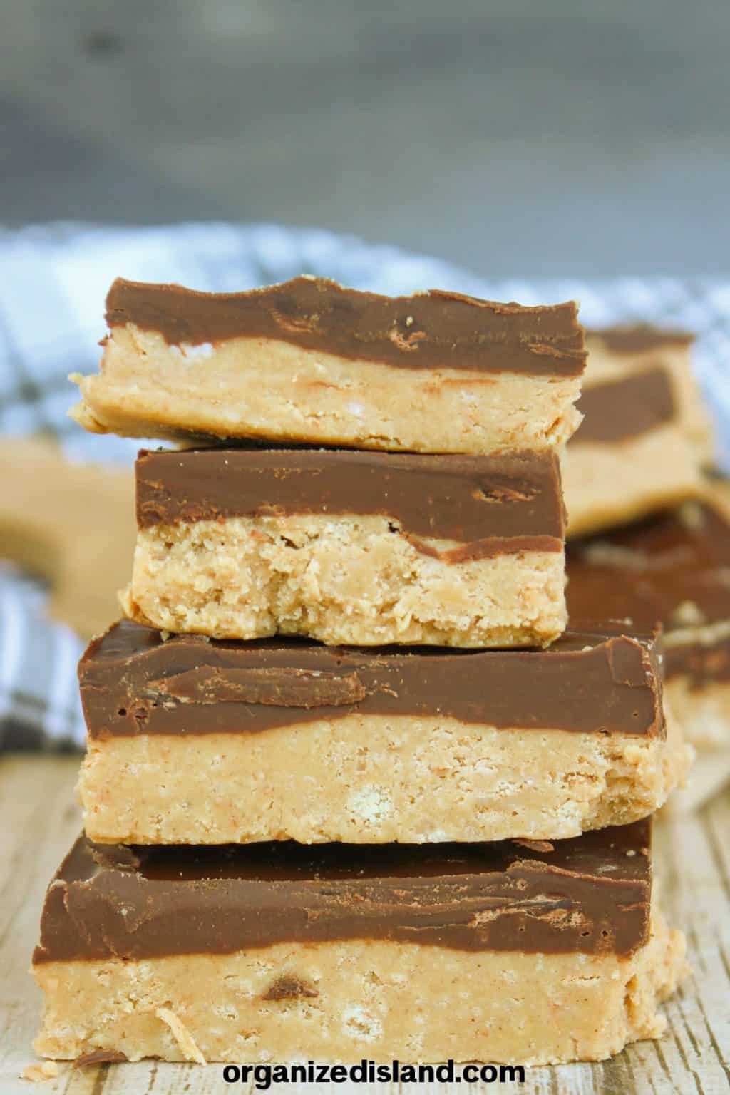 Old Fashioned Peanut Butter Bars (No Bake) - Organized Island