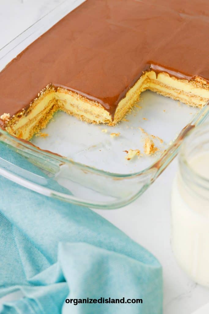 Eclair Cake - Organized Island