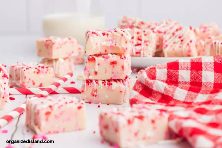 Pink Valentine's Day Fudge Recipe - Organized Island