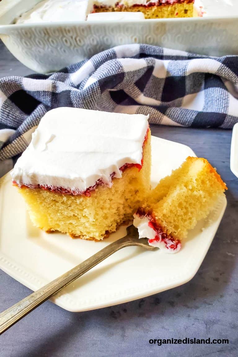 Vanilla Raspberry Cake Recipe - Organized Island