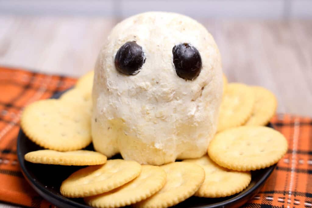 Halloween Cheese Ball - Organized Island
