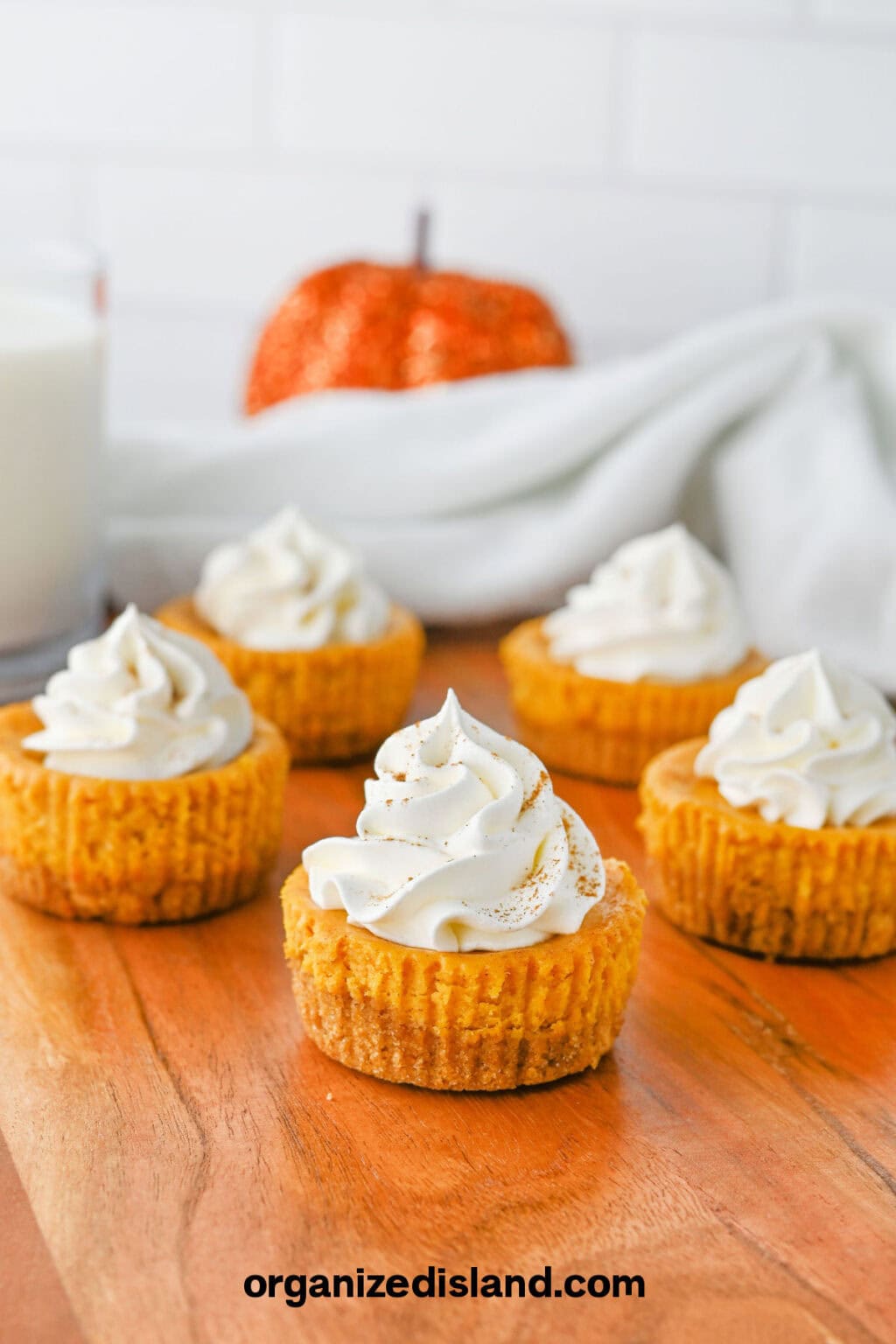 Mini Pumpkin Cheesecakes - Organized Island