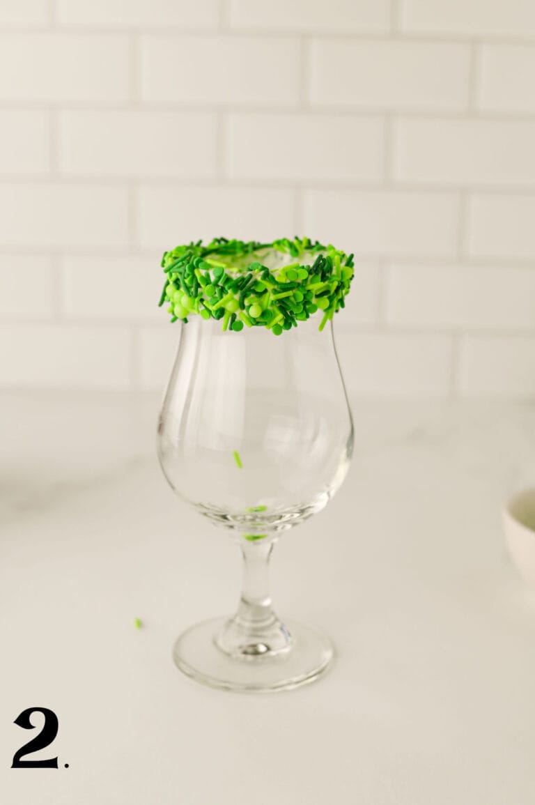 Grinch Milkshakes Festive Drink Recipe - Organized Island