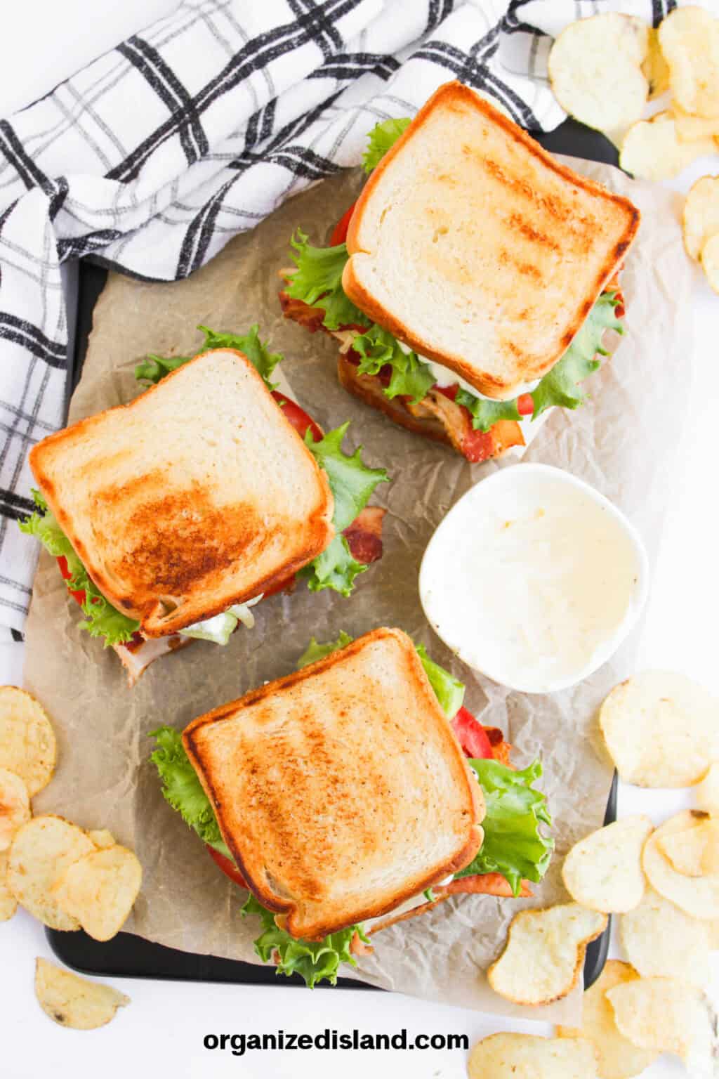 Quick and Easy Blackened Chicken Sandwich for Dinner - Organized Island